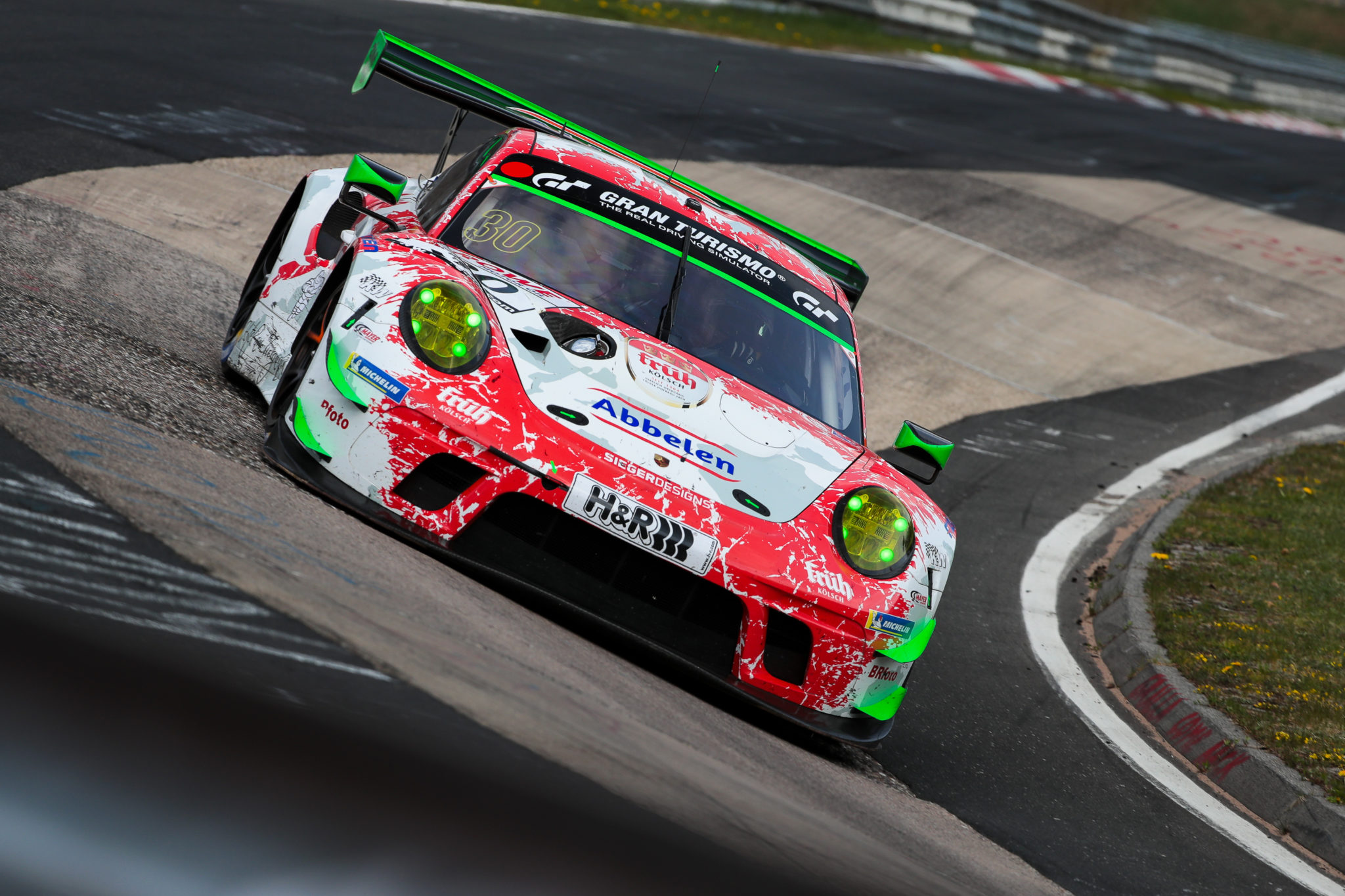Frikadelli Racing feiert Doppelsieg beim dritten NLS-Rennen - auto ...